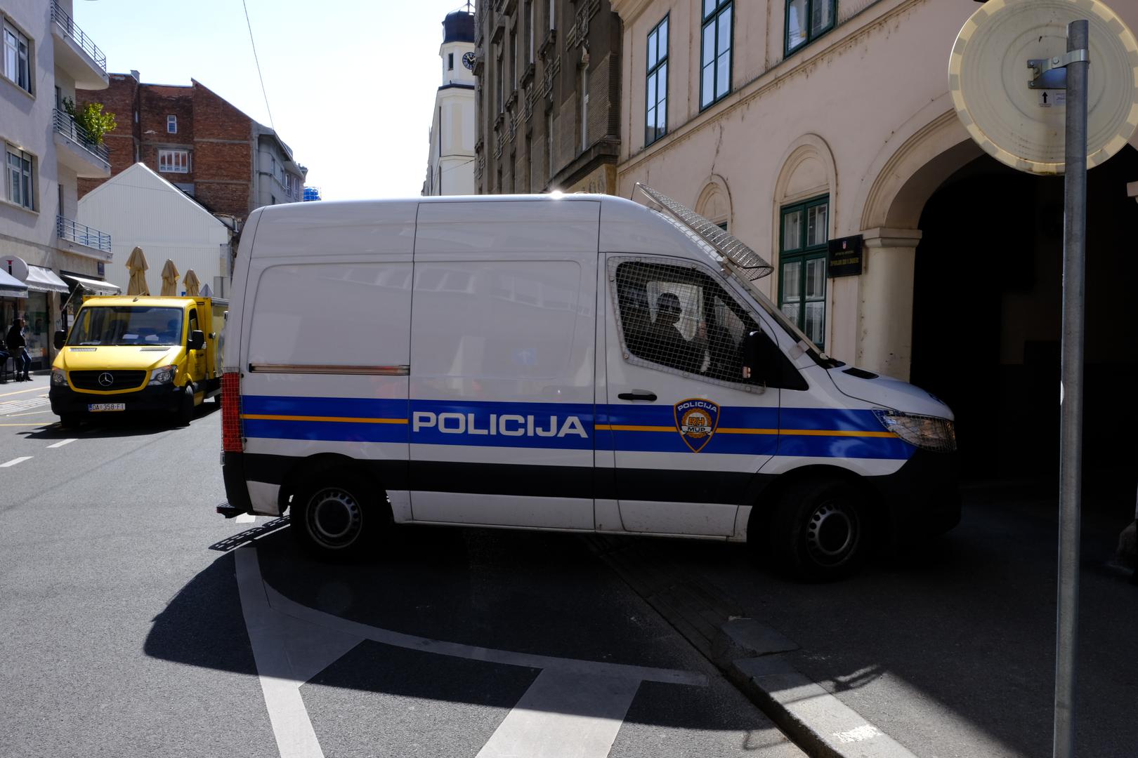 Galerija: Zagreb: Uhićeni u aferi Sortirnica dovedeni su na Županijski ...