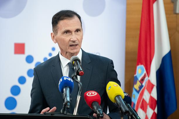 Primorac: Nastave li se političke stranke miješati u izborni proces u ...